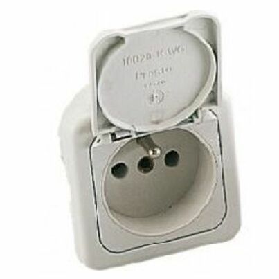 Prise encastrable 220V gris